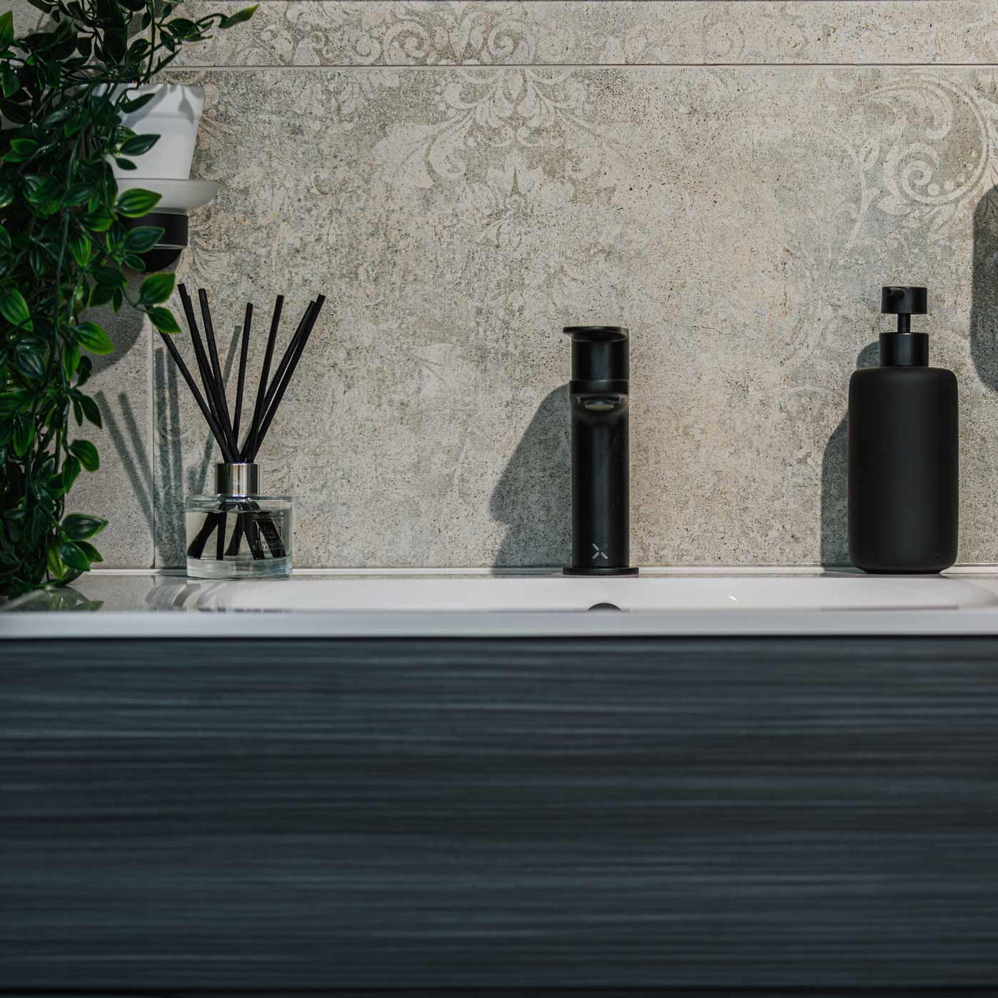 Large Bathroom Tiles | Tile.co.uk