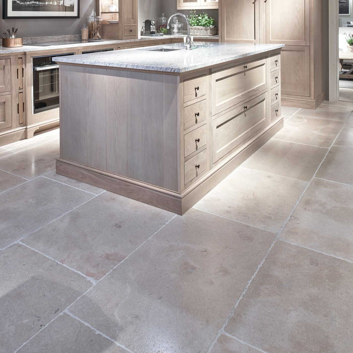 Neranjo Seasoned Stone Floor Tile | 60cm x Random | Tile — Tile.co.uk