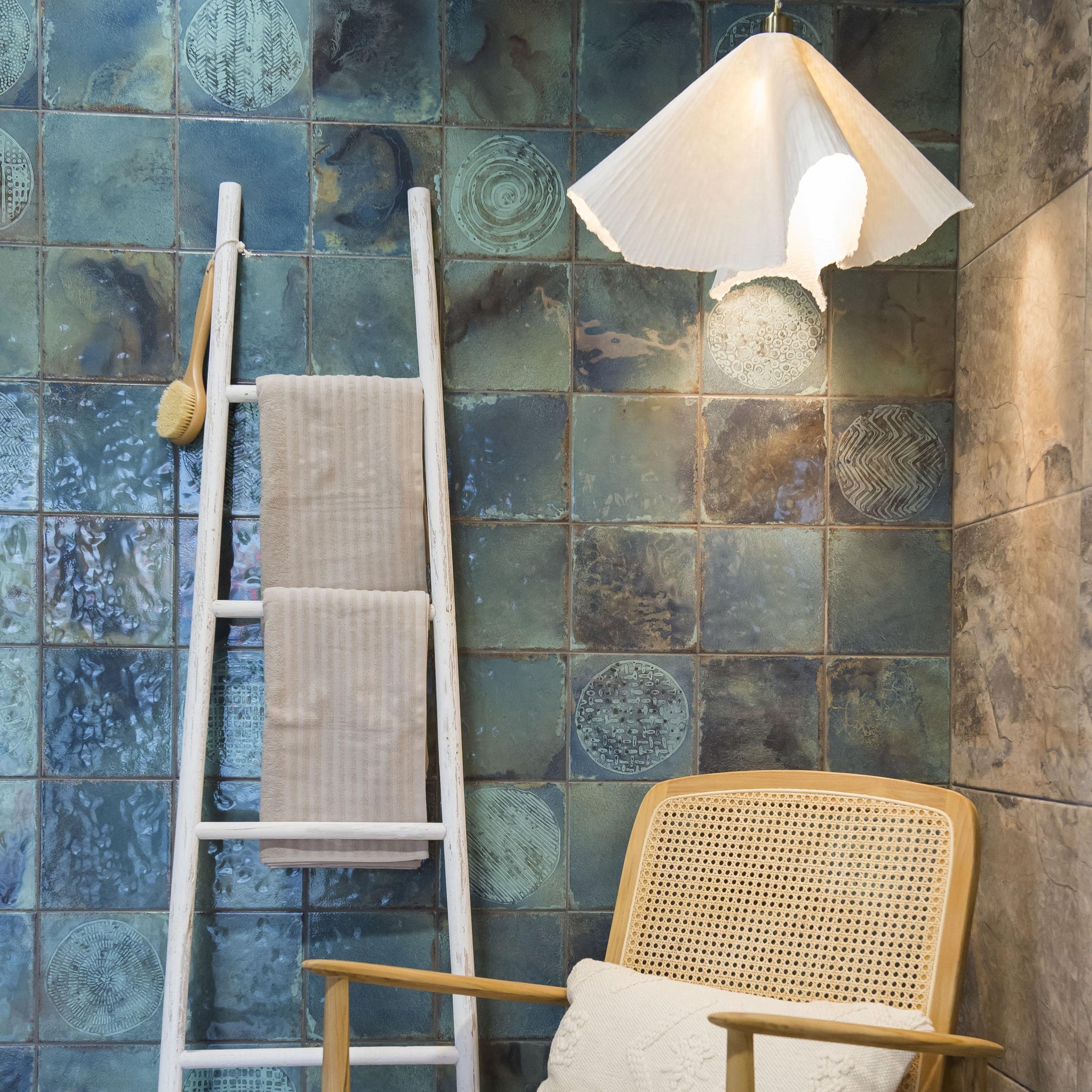 Carlo Jade-B decor wall tile | 20x20cm by Vives — Tile.co.uk